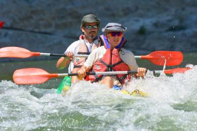 Canoë Vallon Pont D'Arc - Location canoe Ardèche - Pirates Canoe